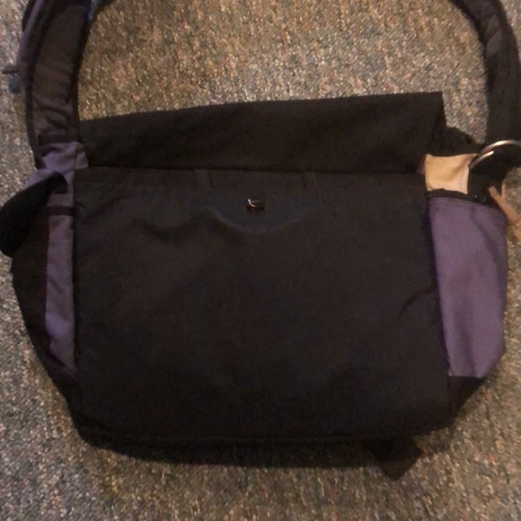 L.L. Bean | Bags | L L Bean Messenger Bag | Poshmark